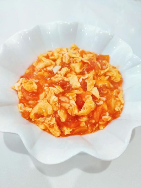 西红柿鸡蛋盖饭怎么做_西红柿鸡蛋盖饭热量高吗-第3张图片-山城妙识 西红柿鸡蛋盖饭怎么做_西红柿鸡蛋盖饭热量高吗-第3张图片-山城妙识