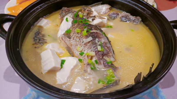 鲫鱼豆腐汤热量_鲫鱼豆腐汤减肥能喝吗-第3张图片-山城妙识 鲫鱼豆腐汤热量_鲫鱼豆腐汤减肥能喝吗-第3张图片-山城妙识