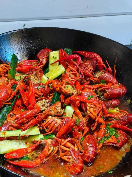 香辣小龙虾怎么做_香辣小龙虾的做法视频教程-第3张图片-山城妙识 香辣小龙虾怎么做_香辣小龙虾的做法视频教程-第3张图片-山城妙识