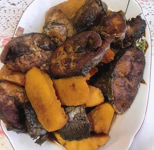 鲅鱼饼子怎么做_家常做法大全图解-第1张图片-山城妙识