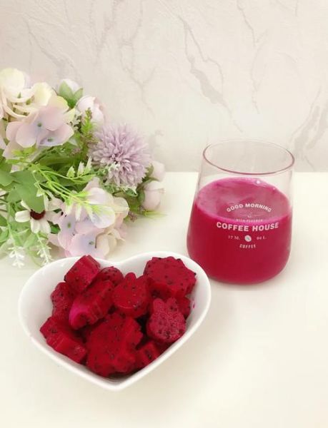 鲜榨火龙果汁怎么做_火龙果汁怎么榨才好喝-第1张图片-山城妙识 鲜榨火龙果汁怎么做_火龙果汁怎么榨才好喝-第1张图片-山城妙识