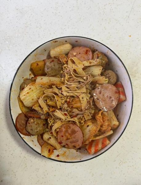 家庭干炒麻辣烫怎么做_麻辣烫干炒做法步骤-第3张图片-山城妙识 家庭干炒麻辣烫怎么做_麻辣烫干炒做法步骤-第3张图片-山城妙识