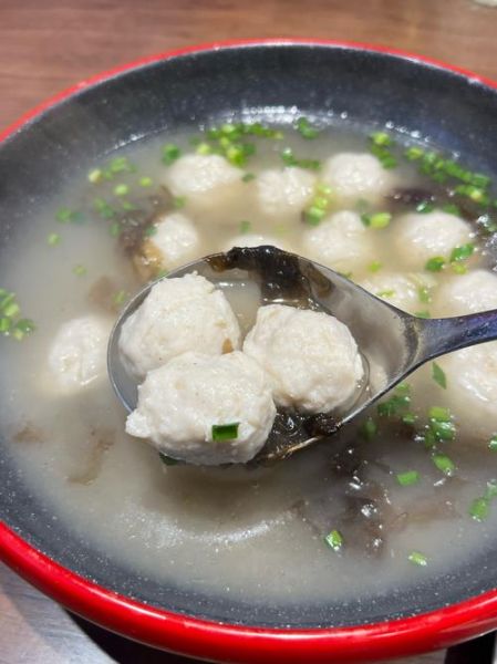 鲅鱼丸子汤怎么做_鲅鱼丸子汤的家常做法-第1张图片-山城妙识 鲅鱼丸子汤怎么做_鲅鱼丸子汤的家常做法-第1张图片-山城妙识