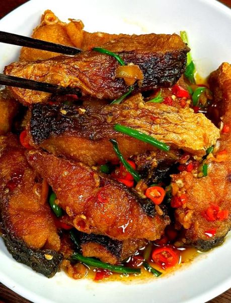 辣子鱼块怎么烧鱼才嫩_辣子鱼块去腥技巧-第1张图片-山城妙识 辣子鱼块怎么烧鱼才嫩_辣子鱼块去腥技巧-第1张图片-山城妙识