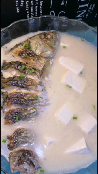 鲫鱼不用油煎直接水煮怎么做_水煮鲫鱼汤的家常做法-第3张图片-山城妙识 鲫鱼不用油煎直接水煮怎么做_水煮鲫鱼汤的家常做法-第3张图片-山城妙识