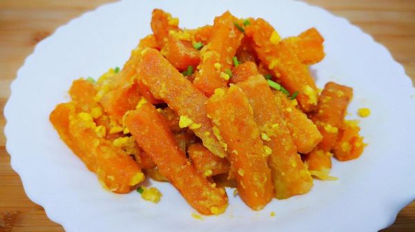 鸭蛋黄焗南瓜怎么做_鸭蛋黄焗南瓜热量高吗-第2张图片-山城妙识 鸭蛋黄焗南瓜怎么做_鸭蛋黄焗南瓜热量高吗-第2张图片-山城妙识