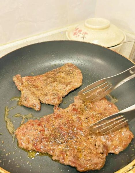 黑椒牛排怎么做才嫩_黑椒牛排腌制多久最好-第3张图片-山城妙识 黑椒牛排怎么做才嫩_黑椒牛排腌制多久最好-第3张图片-山城妙识