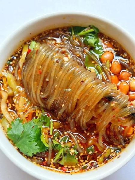 酸辣粉底料怎么做_正宗配方比例是多少-第1张图片-山城妙识 酸辣粉底料怎么做_正宗配方比例是多少-第1张图片-山城妙识