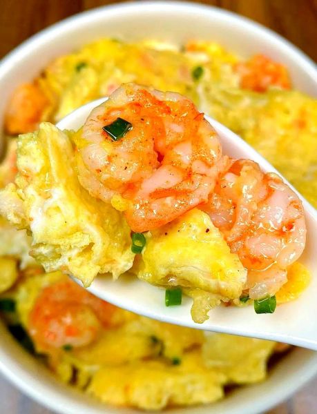 滑蛋虾仁怎么做才嫩滑_滑蛋虾仁的秘诀是什么-第1张图片-山城妙识 滑蛋虾仁怎么做才嫩滑_滑蛋虾仁的秘诀是什么-第1张图片-山城妙识