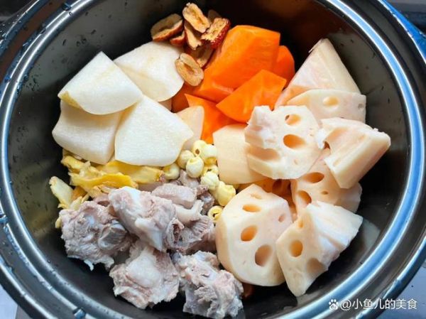 莲藕排骨汤怎么做_莲藕排骨的家常做法大全-第3张图片-山城妙识 莲藕排骨汤怎么做_莲藕排骨的家常做法大全-第3张图片-山城妙识