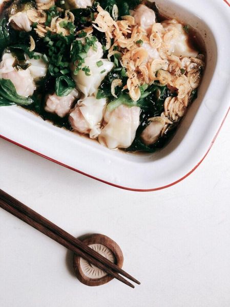 紫菜虾仁馄饨汤怎么做_紫菜虾仁馄饨汤热量高吗-第2张图片-山城妙识 紫菜虾仁馄饨汤怎么做_紫菜虾仁馄饨汤热量高吗-第2张图片-山城妙识