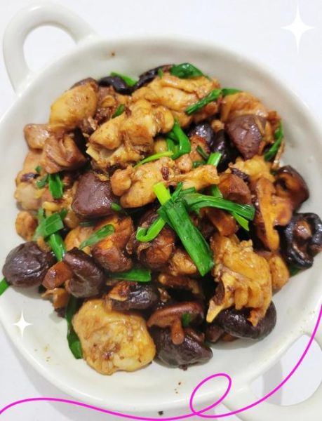 香菇炒鸡怎么做_香菇炒鸡用干香菇还是鲜香菇-第2张图片-山城妙识 香菇炒鸡怎么做_香菇炒鸡用干香菇还是鲜香菇-第2张图片-山城妙识