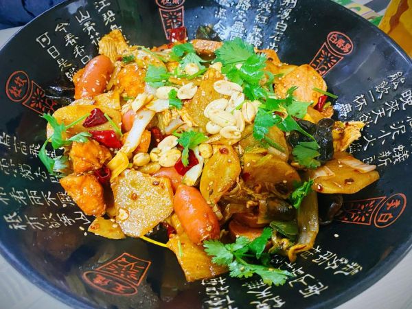 麻辣香锅菜品展示图片_哪些食材最受欢迎-第2张图片-山城妙识 麻辣香锅菜品展示图片_哪些食材最受欢迎-第2张图片-山城妙识