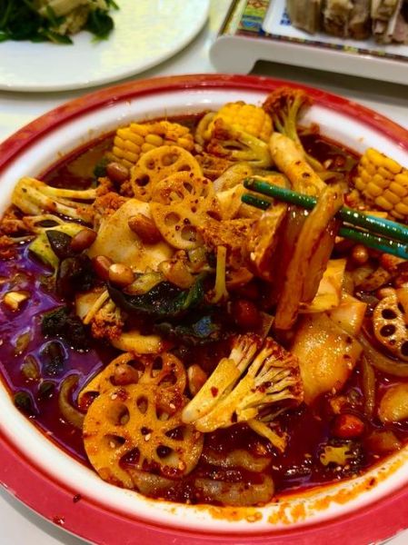 麻辣烫图片实拍_麻辣烫怎么拍才诱人-第2张图片-山城妙识 麻辣烫图片实拍_麻辣烫怎么拍才诱人-第2张图片-山城妙识