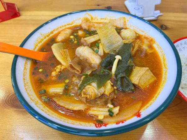 麻辣烫18元一斤利润是多少_成本结构拆解-第1张图片-山城妙识 麻辣烫18元一斤利润是多少_成本结构拆解-第1张图片-山城妙识