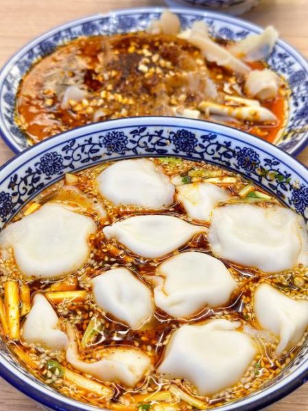 煮水饺的汤怎么做好吃_水饺汤底的秘诀-第2张图片-山城妙识 煮水饺的汤怎么做好吃_水饺汤底的秘诀-第2张图片-山城妙识