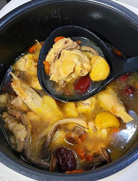 高压锅炖鸡汤要多长时间_高压锅炖鸡汤的家常做法-第1张图片-山城妙识 高压锅炖鸡汤要多长时间_高压锅炖鸡汤的家常做法-第1张图片-山城妙识