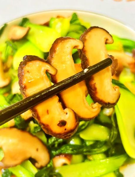 香菇油菜热量是多少_减脂能吃吗-第1张图片-山城妙识 香菇油菜热量是多少_减脂能吃吗-第1张图片-山城妙识