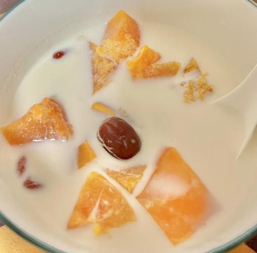 木瓜炖牛奶多久吃一次_多久喝一次最好-第3张图片-山城妙识 木瓜炖牛奶多久吃一次_多久喝一次最好-第3张图片-山城妙识