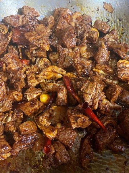 红烧牛肉怎么做好吃_红烧牛肉怎么炖才易烂熟-第1张图片-山城妙识 红烧牛肉怎么做好吃_红烧牛肉怎么炖才易烂熟-第1张图片-山城妙识