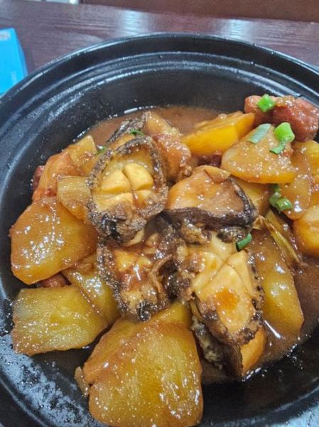 鲍鱼炖土豆怎么做_鲍鱼炖土豆正宗做法-第1张图片-山城妙识 鲍鱼炖土豆怎么做_鲍鱼炖土豆正宗做法-第1张图片-山城妙识
