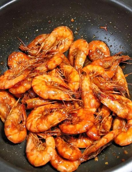 基围虾怎么爆炒好吃又简单_家常爆炒基围虾做法-第3张图片-山城妙识