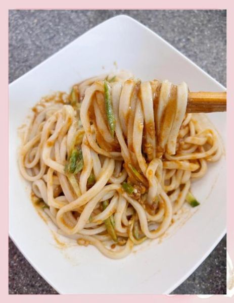 麻酱凉面怎么做_麻酱凉面家常做法-第3张图片-山城妙识 麻酱凉面怎么做_麻酱凉面家常做法-第3张图片-山城妙识