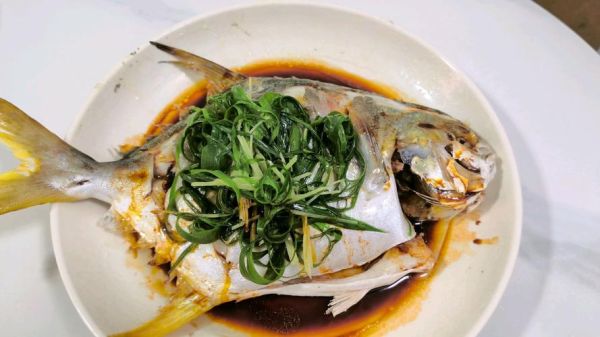 金鲳鱼怎么做好吃_清蒸金鲳鱼的家常做法-第3张图片-山城妙识 金鲳鱼怎么做好吃_清蒸金鲳鱼的家常做法-第3张图片-山城妙识