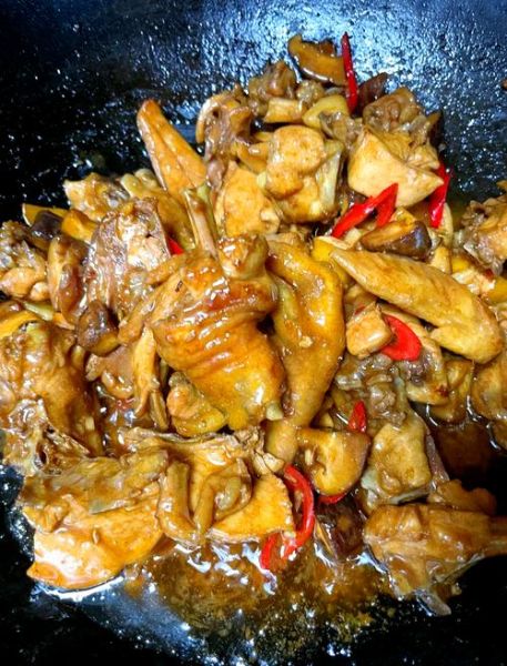 鸡烧香菇怎么烧好吃窍门_香菇烧鸡最嫩做法-第1张图片-山城妙识 鸡烧香菇怎么烧好吃窍门_香菇烧鸡最嫩做法-第1张图片-山城妙识