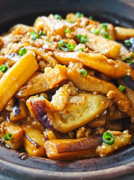 鱼香茄子煲怎么做_家常做法步骤详解-第1张图片-山城妙识 鱼香茄子煲怎么做_家常做法步骤详解-第1张图片-山城妙识