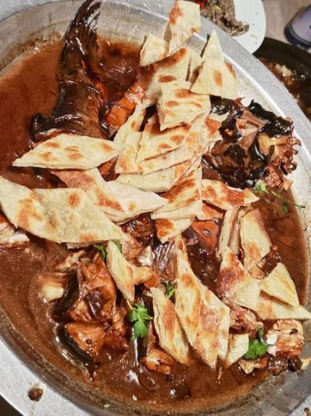 鱼头泡饼配菜有哪些_鱼头泡饼里加什么菜最好吃-第3张图片-山城妙识 鱼头泡饼配菜有哪些_鱼头泡饼里加什么菜最好吃-第3张图片-山城妙识