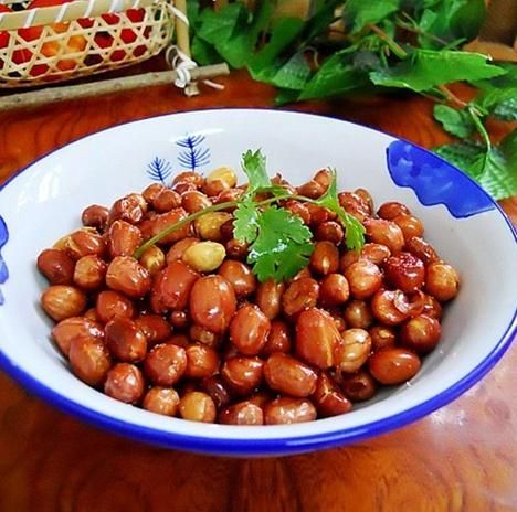 香酥花生米怎么做_香酥花生米不糊技巧-第3张图片-山城妙识