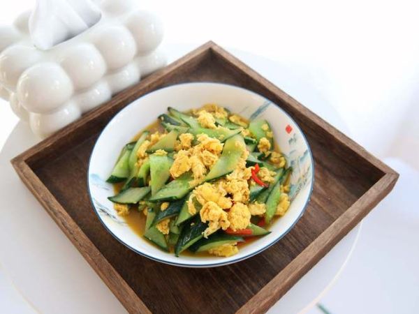 青瓜炒蛋怎么做才好吃_青瓜炒蛋的家常做法步骤-第2张图片-山城妙识
