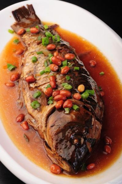 炖鲤鱼的正确方法_鲤鱼怎么炖不腥-第2张图片-山城妙识 炖鲤鱼的正确方法_鲤鱼怎么炖不腥-第2张图片-山城妙识