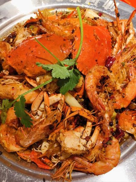 香辣蟹干锅怎么做_香辣蟹干锅需要哪些调料-第2张图片-山城妙识 香辣蟹干锅怎么做_香辣蟹干锅需要哪些调料-第2张图片-山城妙识