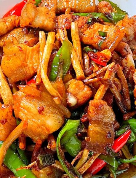 茶树菇五花肉怎么做_茶树菇炒五花肉的家常做法-第1张图片-山城妙识 茶树菇五花肉怎么做_茶树菇炒五花肉的家常做法-第1张图片-山城妙识