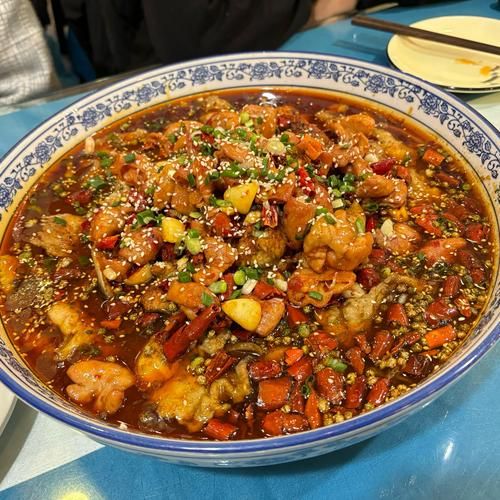 肥肠鱼怎么做_肥肠鱼做法视频教程-第2张图片-山城妙识 肥肠鱼怎么做_肥肠鱼做法视频教程-第2张图片-山城妙识