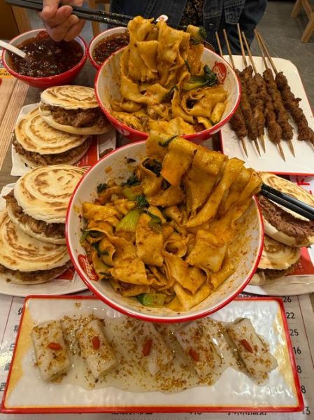 肉夹馍的馍哪里进货_肉夹馍白吉馍批发渠道-第1张图片-山城妙识 肉夹馍的馍哪里进货_肉夹馍白吉馍批发渠道-第1张图片-山城妙识