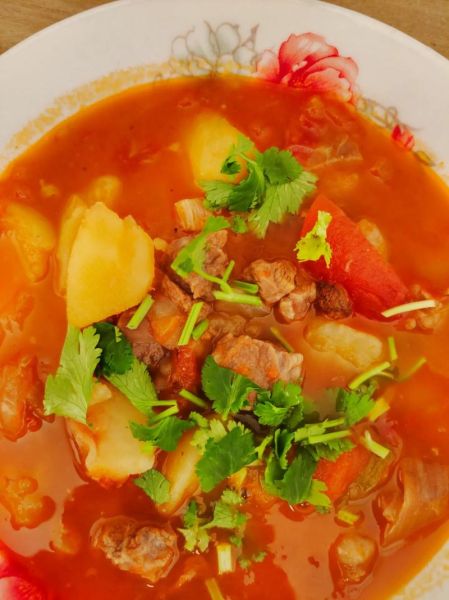 西红柿牛腩的营养价值_西红柿牛腩吃了会长胖吗-第3张图片-山城妙识 西红柿牛腩的营养价值_西红柿牛腩吃了会长胖吗-第3张图片-山城妙识