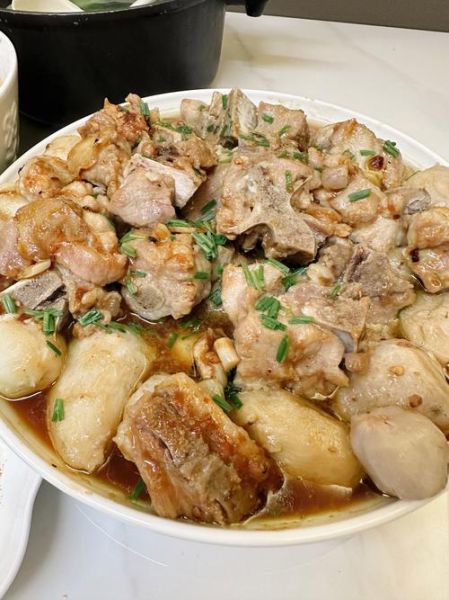 香芋蒸排骨最正宗的做法_香芋蒸排骨怎么蒸才软糯-第2张图片-山城妙识 香芋蒸排骨最正宗的做法_香芋蒸排骨怎么蒸才软糯-第2张图片-山城妙识