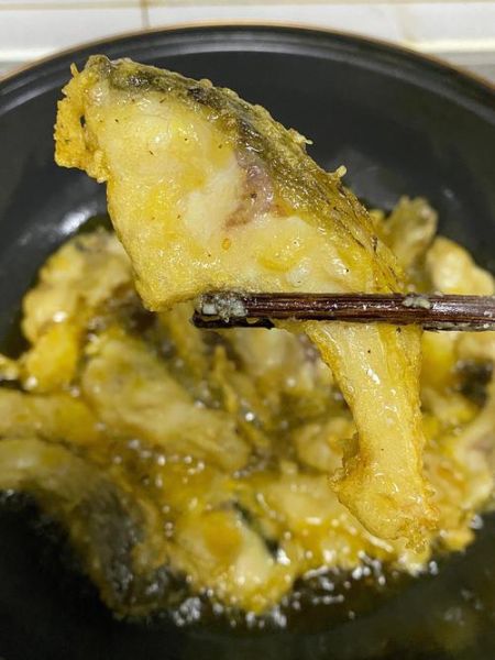 烧炸鱼块的家常做法_怎样炸鱼块外酥里嫩-第2张图片-山城妙识 烧炸鱼块的家常做法_怎样炸鱼块外酥里嫩-第2张图片-山城妙识