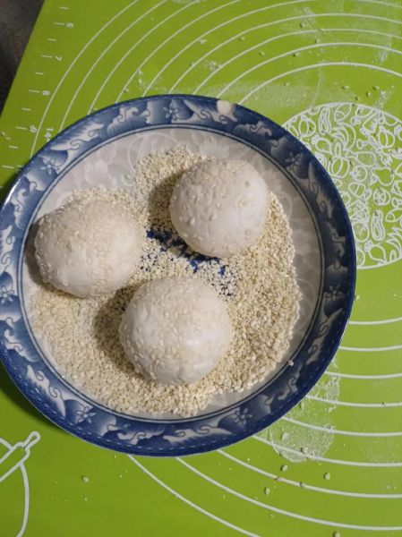 麻圆怎么做才会空心_麻圆空心技巧-第1张图片-山城妙识 麻圆怎么做才会空心_麻圆空心技巧-第1张图片-山城妙识