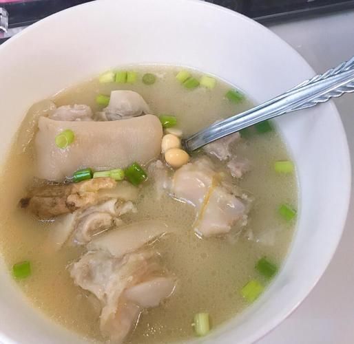黄豆猪脚汤怎么做好吃_黄豆猪脚汤做法窍门-第2张图片-山城妙识 黄豆猪脚汤怎么做好吃_黄豆猪脚汤做法窍门-第2张图片-山城妙识