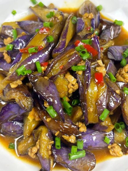 肉沫茄子煲怎么做_肉沫茄子煲用长茄子还是圆茄子-第2张图片-山城妙识 肉沫茄子煲怎么做_肉沫茄子煲用长茄子还是圆茄子-第2张图片-山城妙识