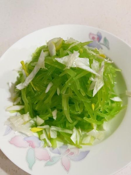 油焖笋丝怎么做_油焖笋丝家常做法-第2张图片-山城妙识 油焖笋丝怎么做_油焖笋丝家常做法-第2张图片-山城妙识