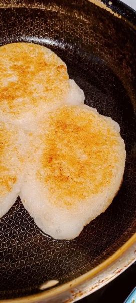 硬糍粑怎么煎不裂_煎糍粑用什么油不粘锅-第1张图片-山城妙识 硬糍粑怎么煎不裂_煎糍粑用什么油不粘锅-第1张图片-山城妙识