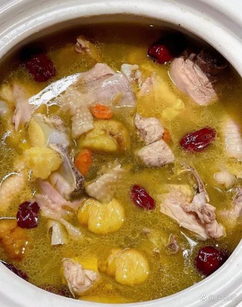 鸡汤怎么炖肉不柴_为什么炖鸡汤肉发柴-第1张图片-山城妙识 鸡汤怎么炖肉不柴_为什么炖鸡汤肉发柴-第1张图片-山城妙识
