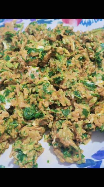 香椿芽鸡蛋饼怎么做_香椿芽鸡蛋饼的营养价值-第3张图片-山城妙识 香椿芽鸡蛋饼怎么做_香椿芽鸡蛋饼的营养价值-第3张图片-山城妙识