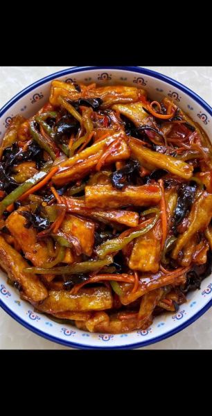 鱼香茄子怎么做_鱼香茄子为什么先炸茄子-第1张图片-山城妙识 鱼香茄子怎么做_鱼香茄子为什么先炸茄子-第1张图片-山城妙识