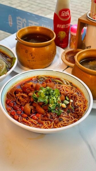 肥肠面怎么做才好吃_肥肠面图片真实做法-第3张图片-山城妙识 肥肠面怎么做才好吃_肥肠面图片真实做法-第3张图片-山城妙识